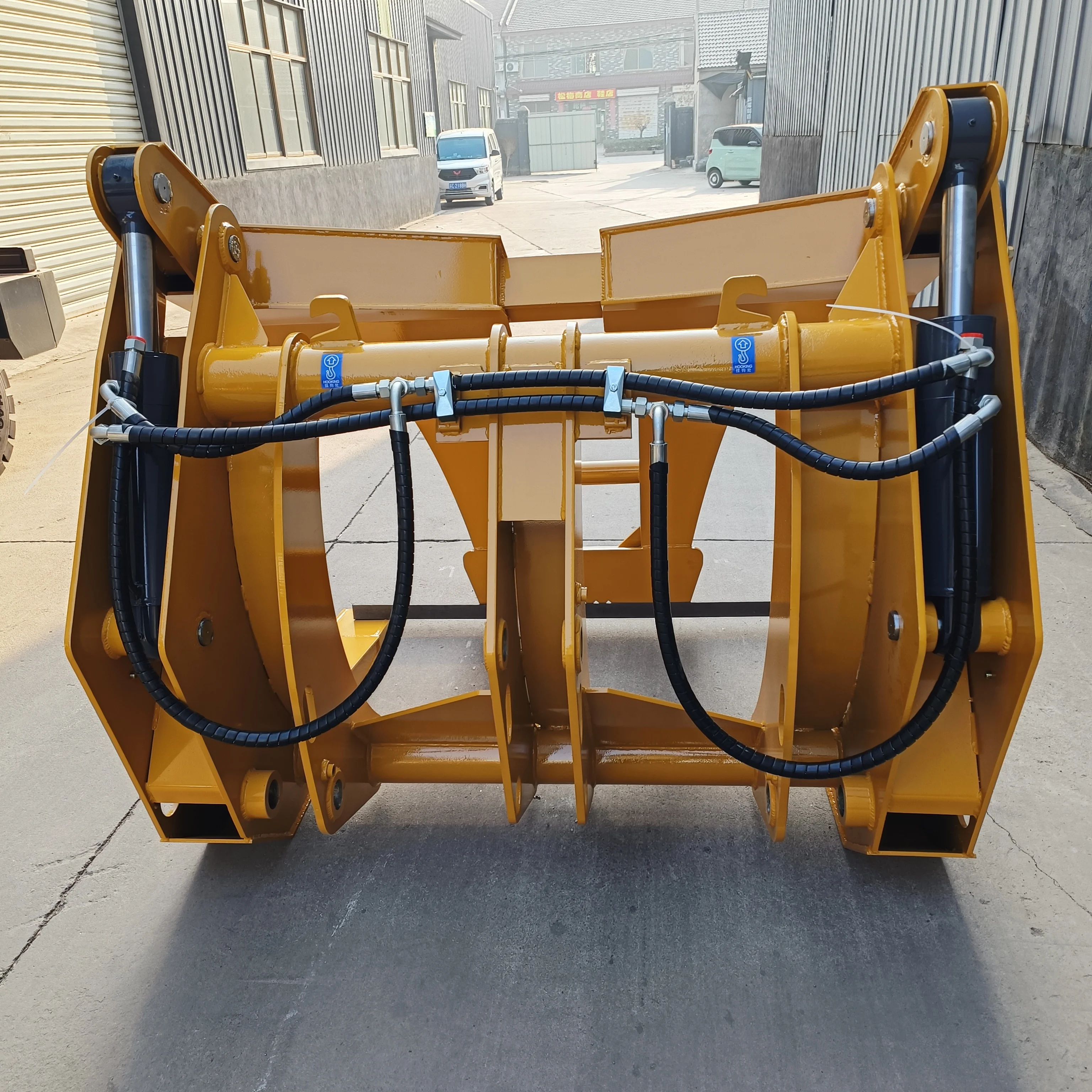 Hydraulic Rake Grapple Bucket Skid Steer Loader Root Rake Grabber - Buy ...