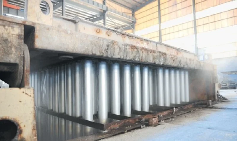 Luoyang Hongteng Aluminium Billet Continuous Casting Machine Round Bar ...