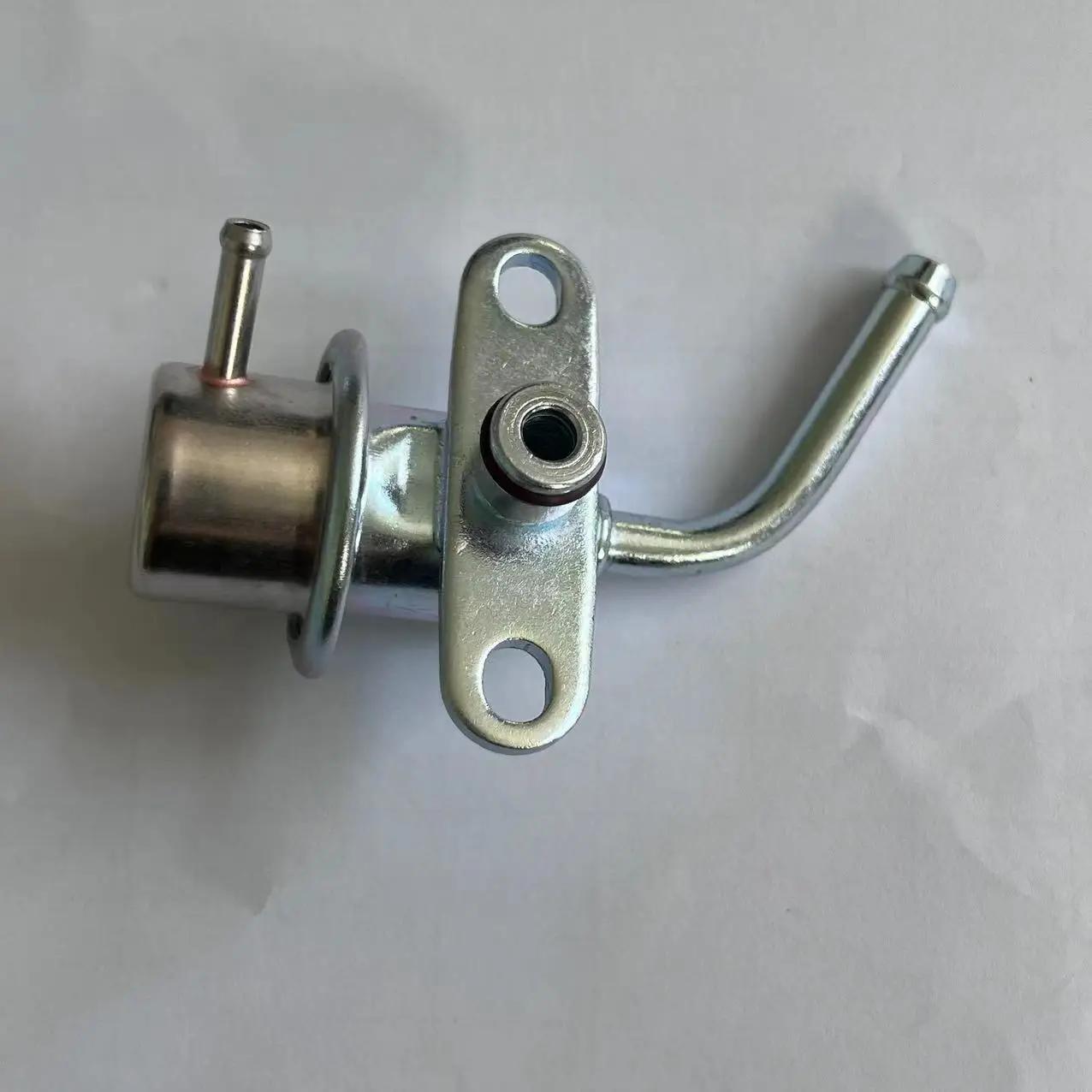 Mitsubishi Fuel Pressure Regulator - MR420657 - 12 Month Warranty