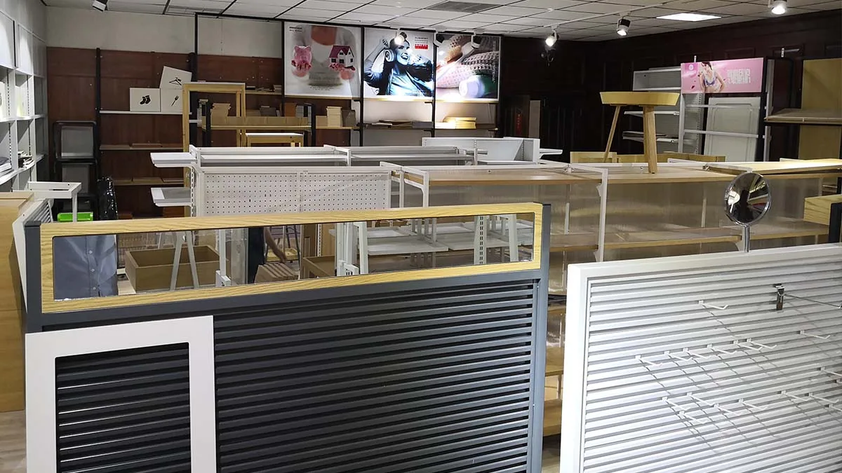 Eco-friendly Wall Display Case - Ideal for Retail Shops