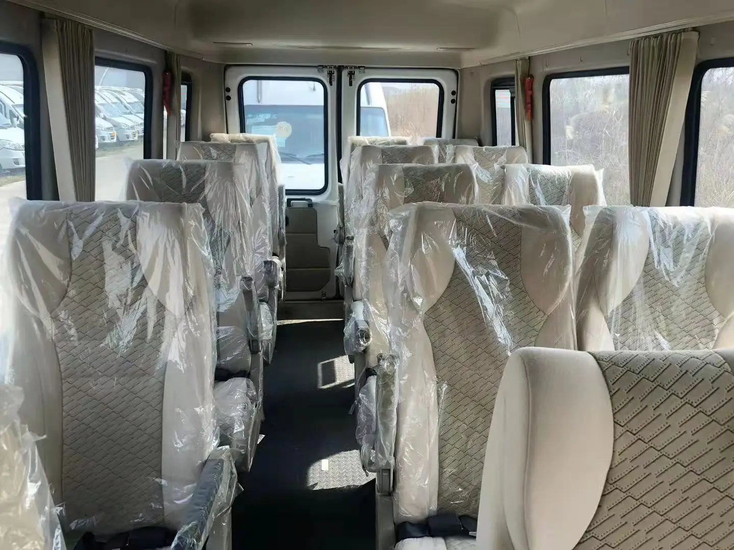 Mini Bus 15 Seater Coach Minibus Diesel Power Buses 129 Hp Autobus for Sale