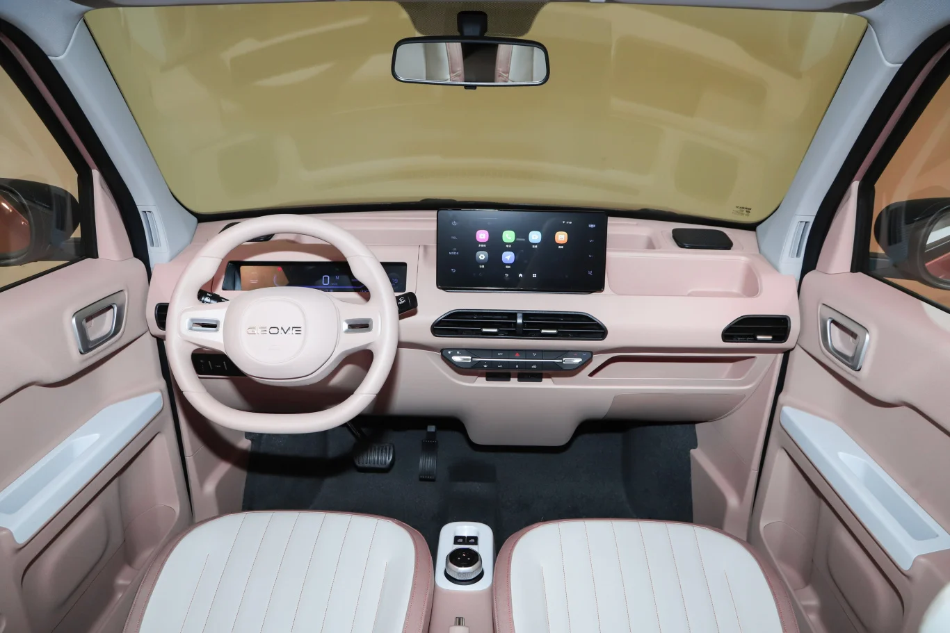 Mini Electric Car China - Geely Panda 4 Seats 200km Range