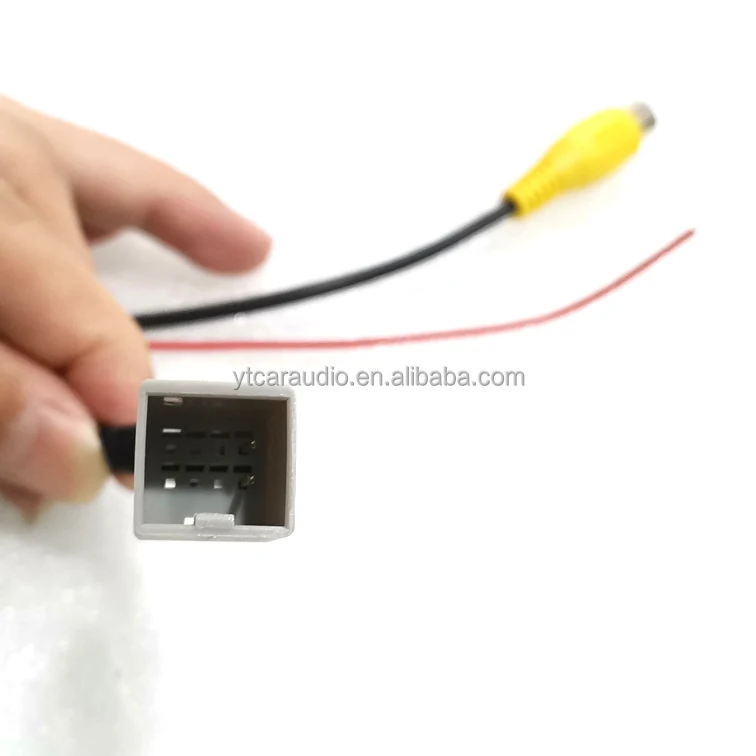 Mitsubishi 8 Pin Reverse Camera Wire Adapter - Reliable & Durable