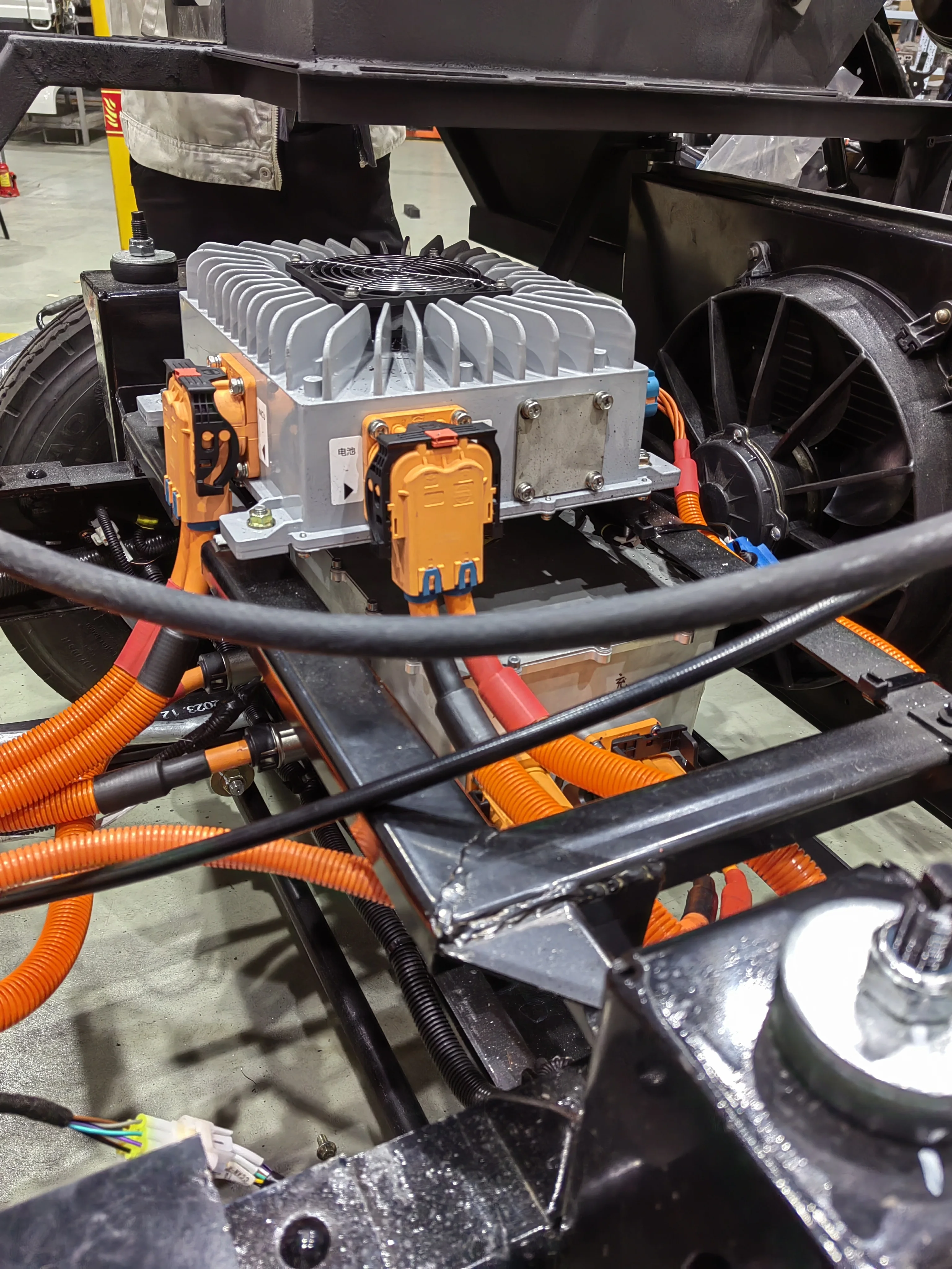 Brogen 6m 75kw 145kw 92.16kwh Ev Chassis Manufacturers EV-powered ...