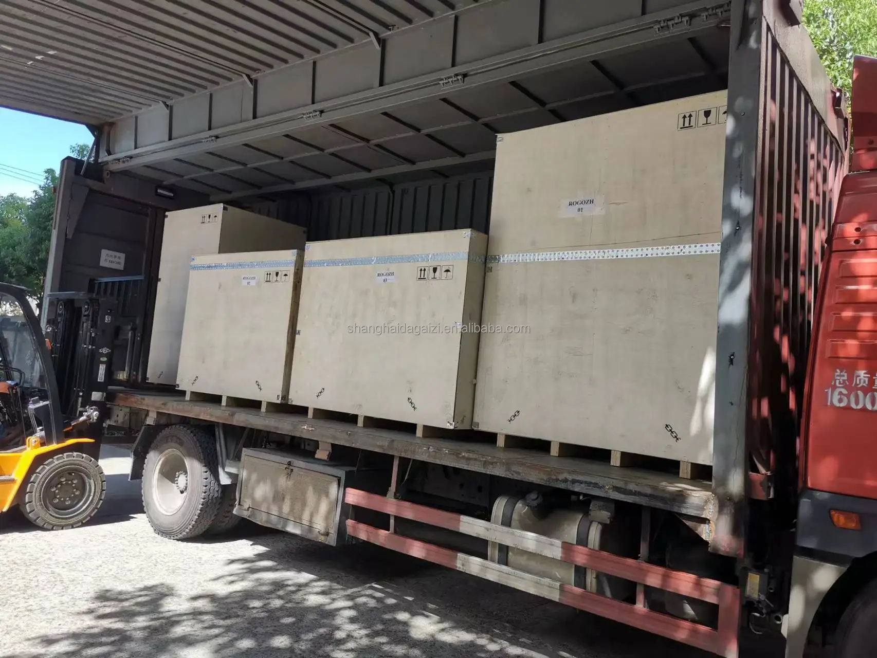 Automatic 30ml 60ml 100ml Polish Nail Sprayer Pump Small Liquid Bottle ...