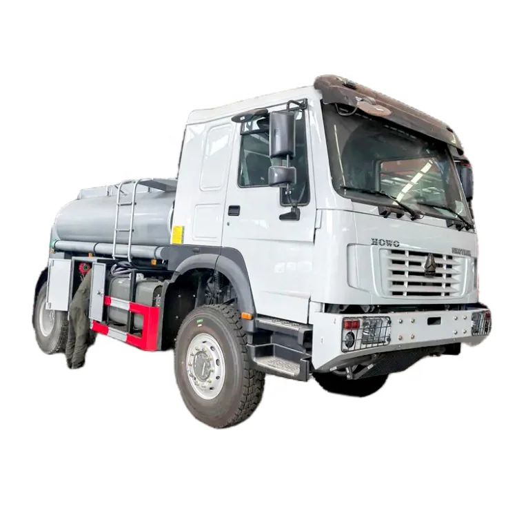 Howo Oil Bowser Tank Truck 4X2 8000 litres Aluminum Alloy Oil Fuel ...