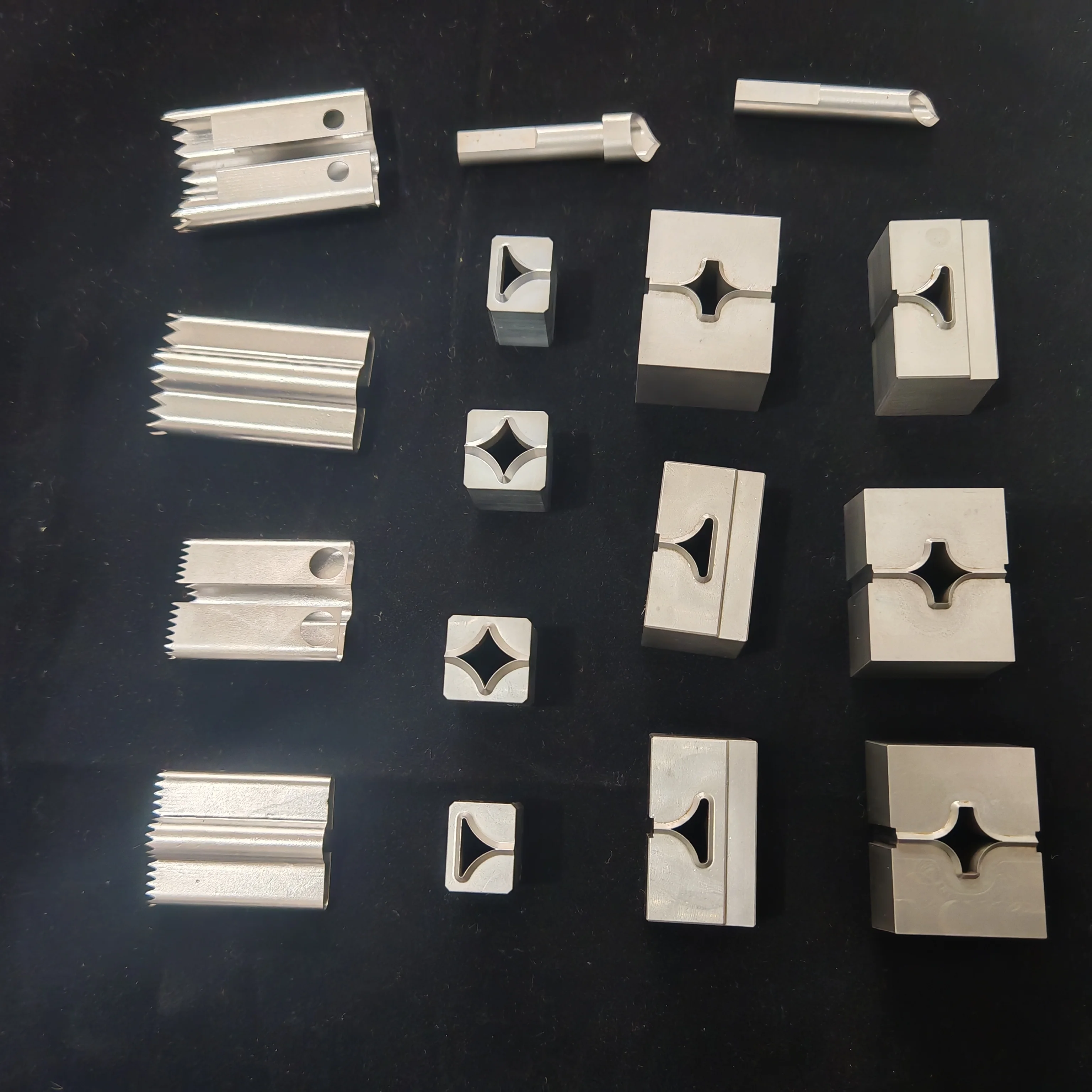 High Quality Customized Punch Hole Blade Die-Cutting Knife Film Cutting ...