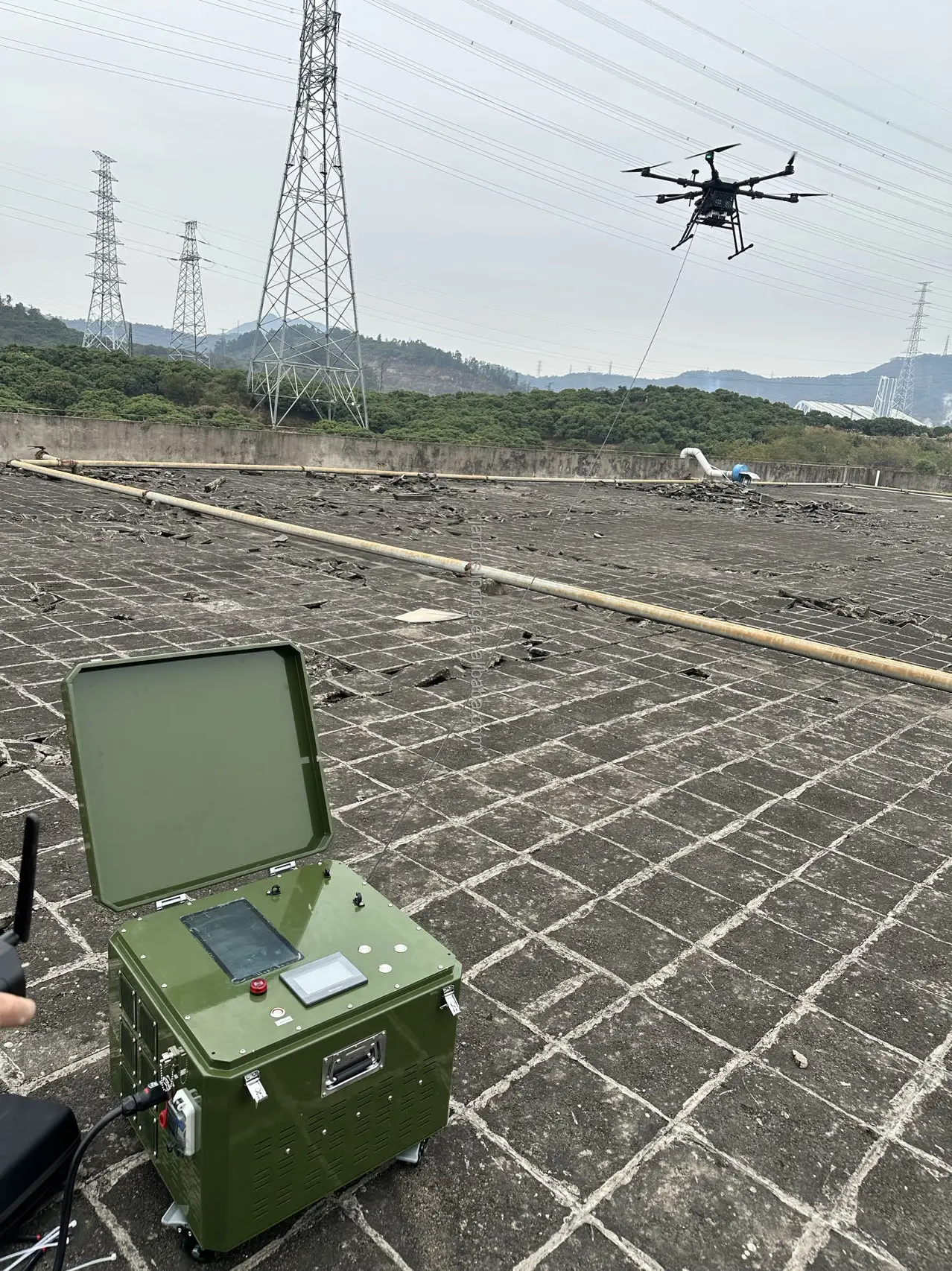 Large Emergency Tether UAV Power System for Firefighting - 220m ...