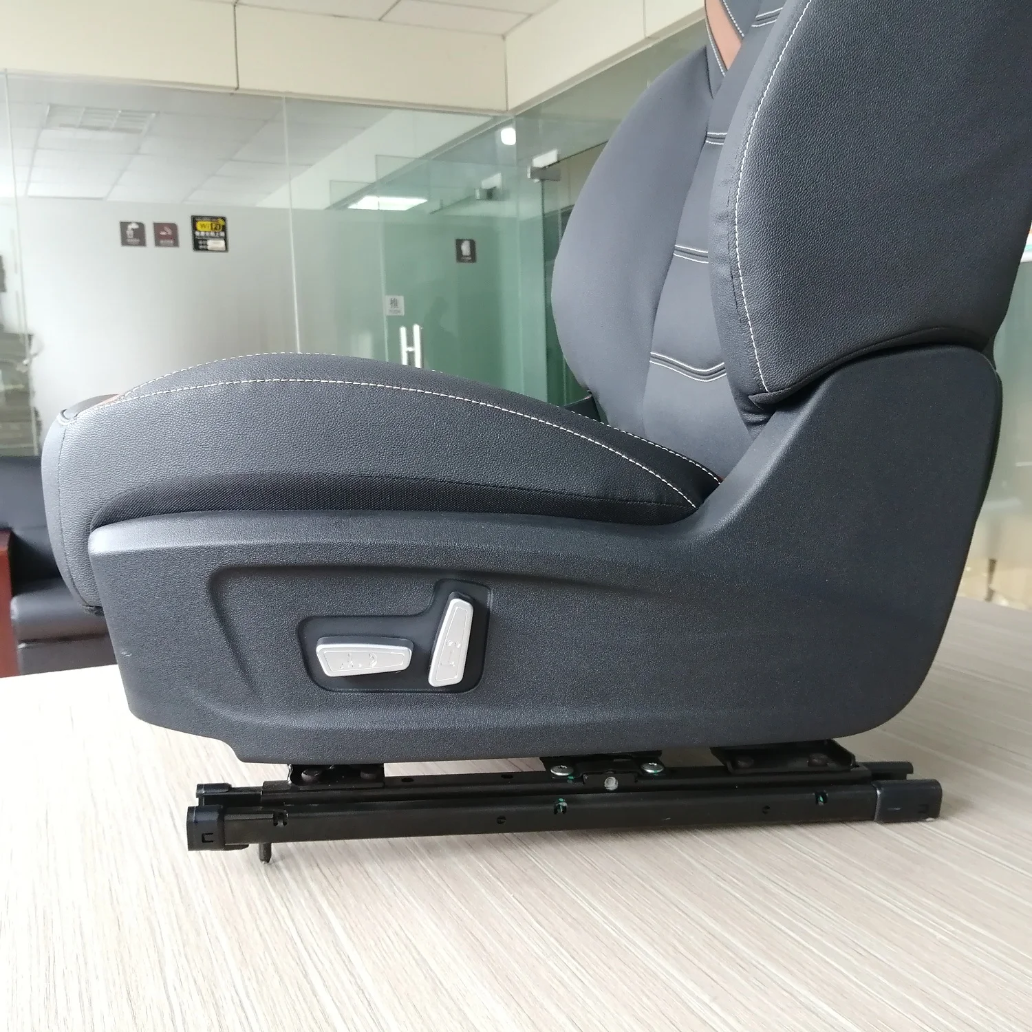 Electric Motor Adjustable Power Seats for Driver or Passenger