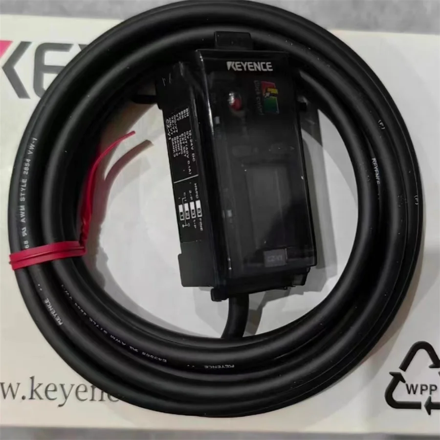 Keyence Amplifier Unit Main Unit Npn Cz-v1 For Rgb Digital Fiberoptic ...