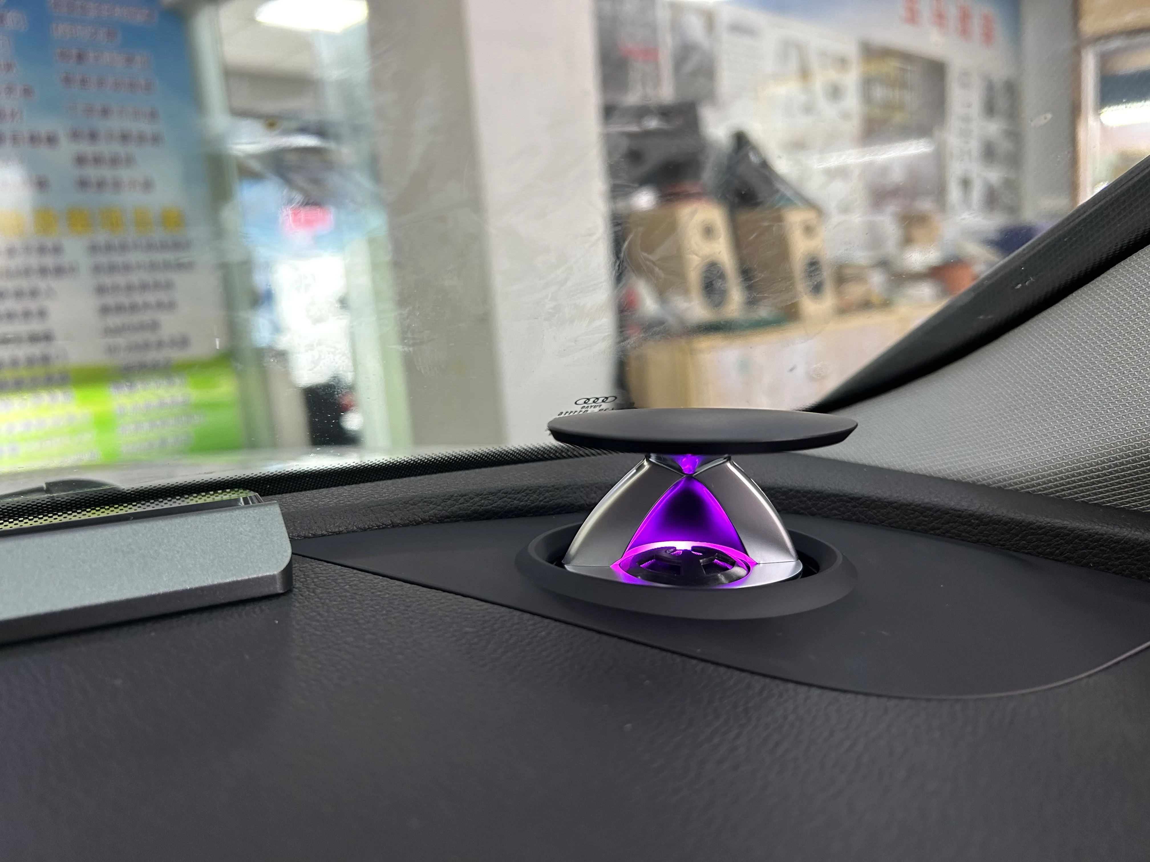 Treble Horn Refit Part Dashboard Interior Light With 32 Colors Car ...