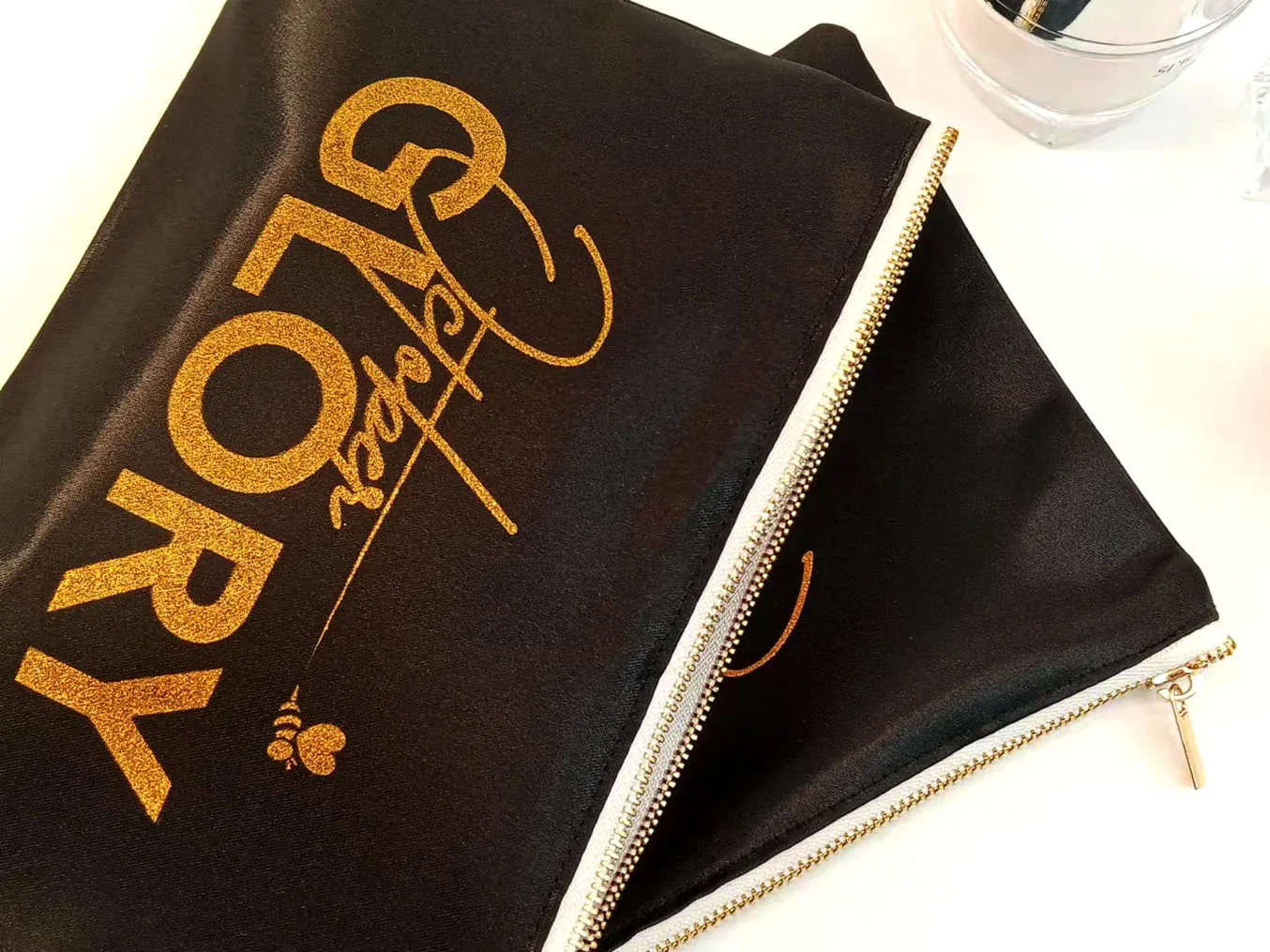 Custom 15*27cm Black Silk Satin Travel Zipper Bag Perfume Packaging ...