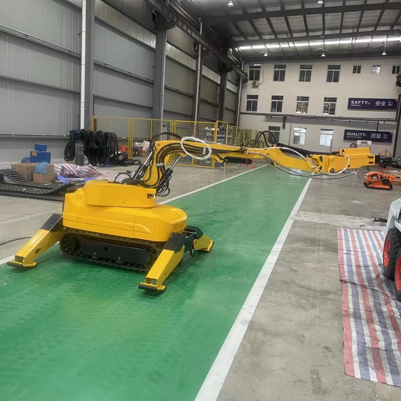 Remote Control Disaster Rescue Demolition Concrete Robots ...