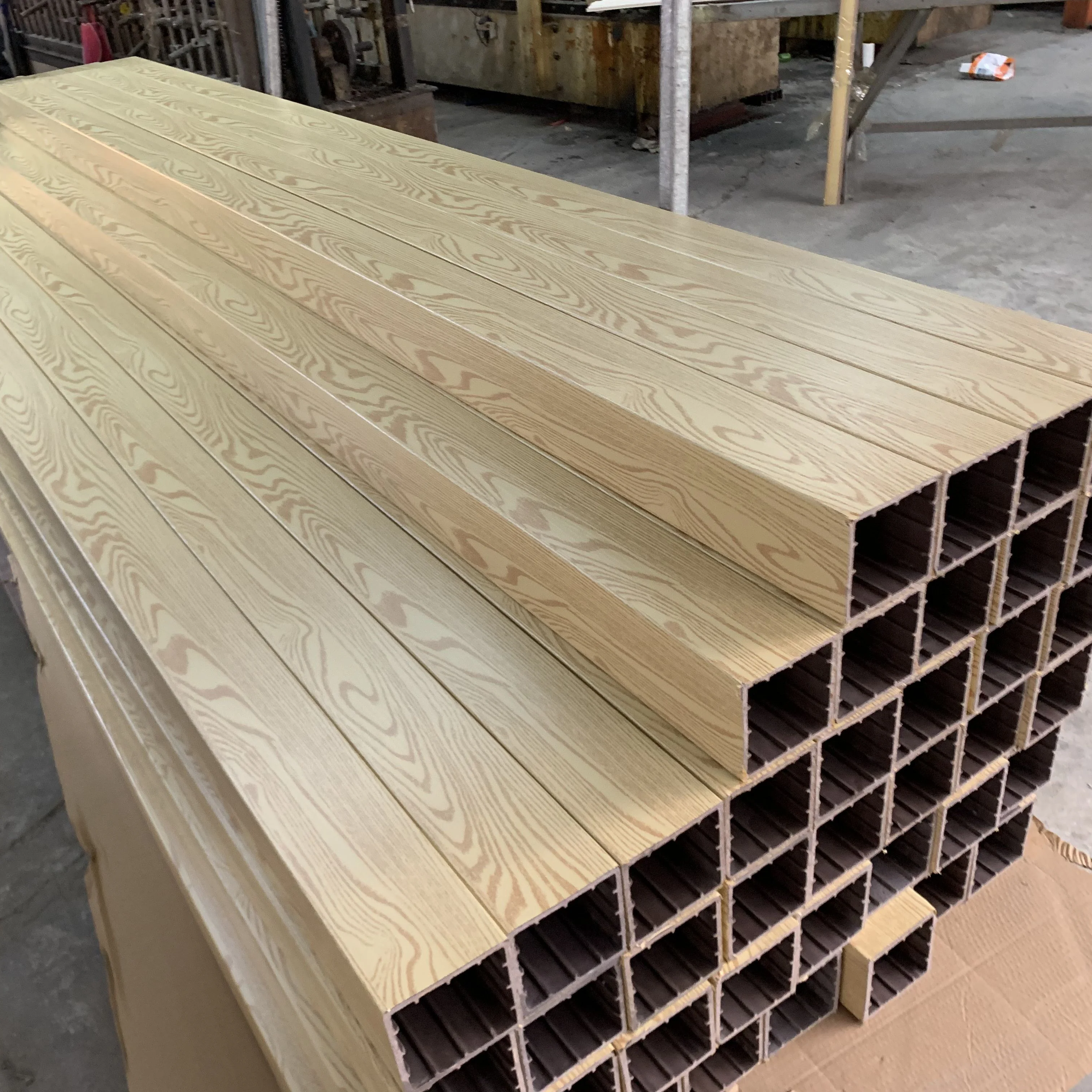 Moistureproof New Style Composite Wpc Timber Tube For Wall Partition ...