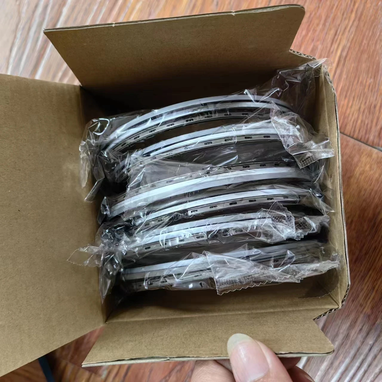 Excavator Daewoo Truck Bus Parts De12 De12tis De12t Engine 65.02503 ...