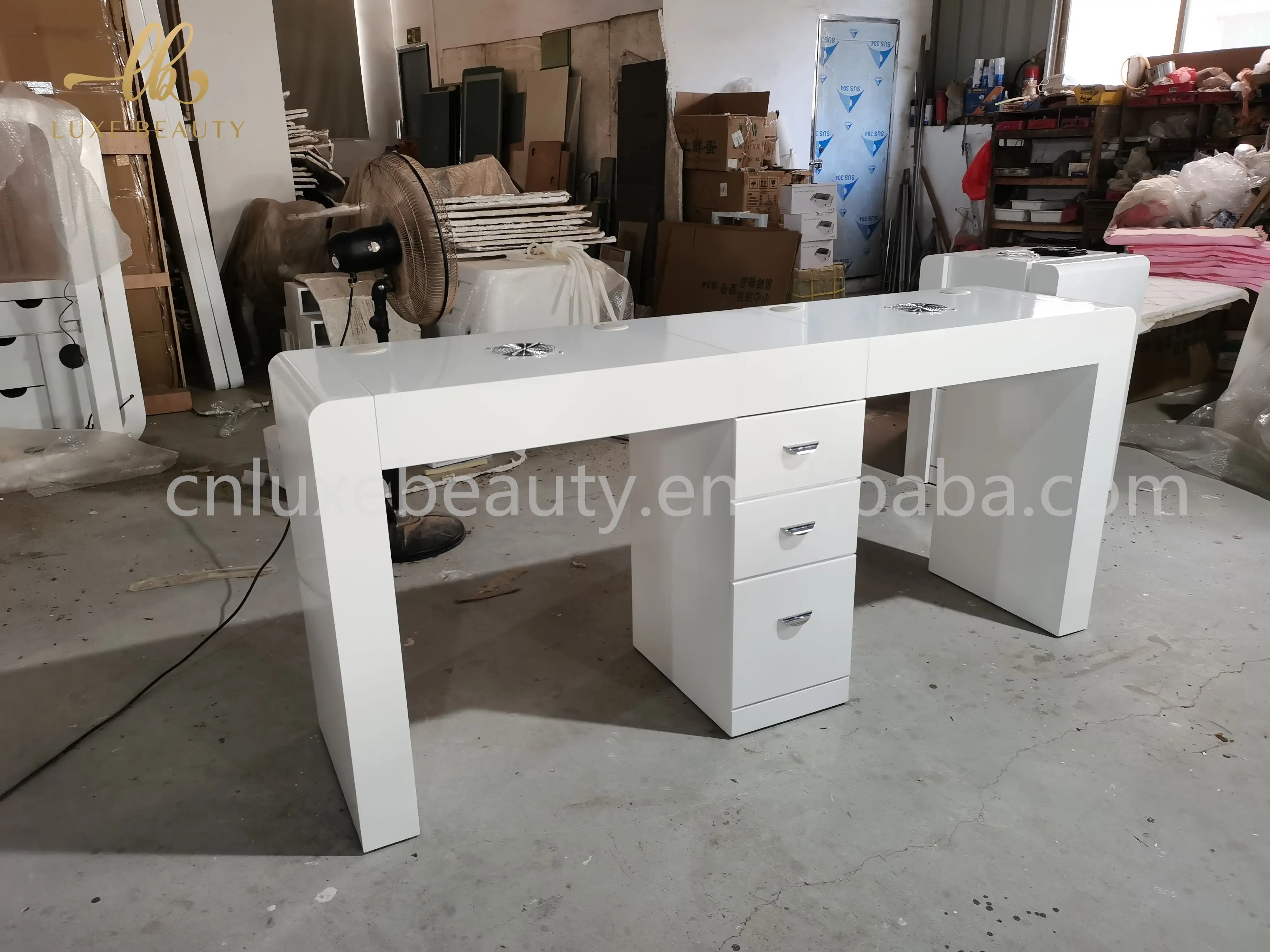 New Wooden White Manicure Table French Style Luxury Manicure Tables ...