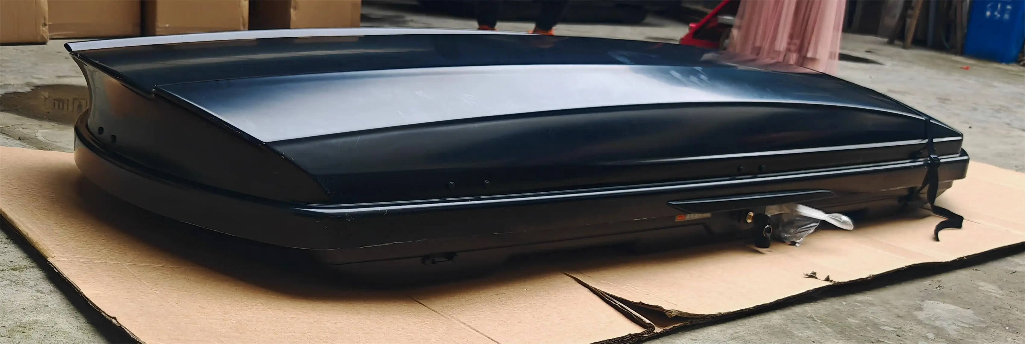 Universal 800L Automobile SUV Roof Trunk Custom Colors Car Top Roof ...