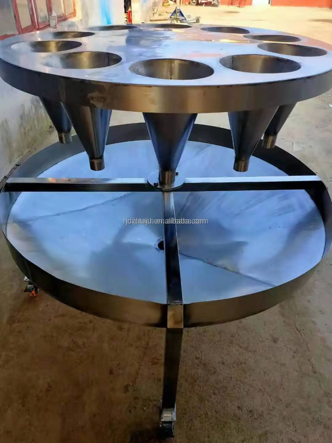 HUIJU Chicken Killing Cones - Durable & Efficient Slaughter Equipment