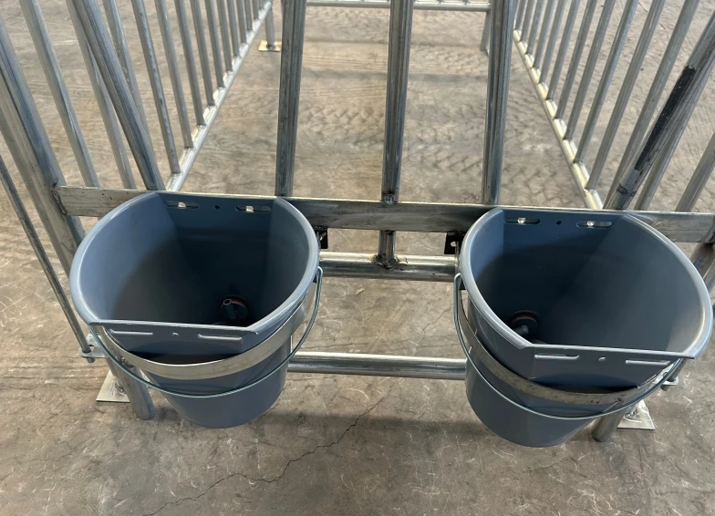 Livestock Equipment Cattle Box Calf Hutch Calf House Cage - Buy ...