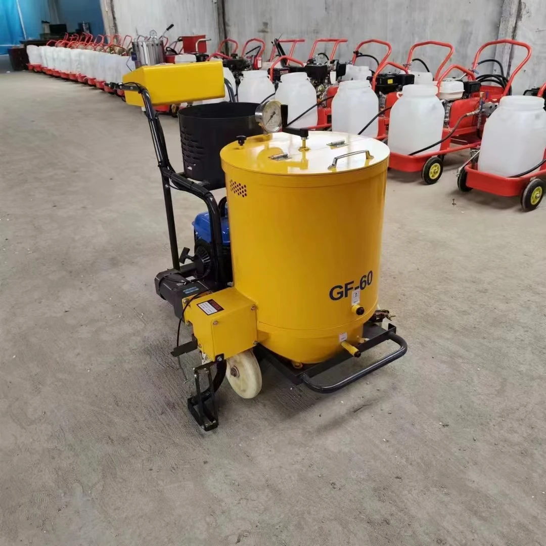 Hand Push Traction-type 60L Engine-Powered Asphalt Crack Sealing ...