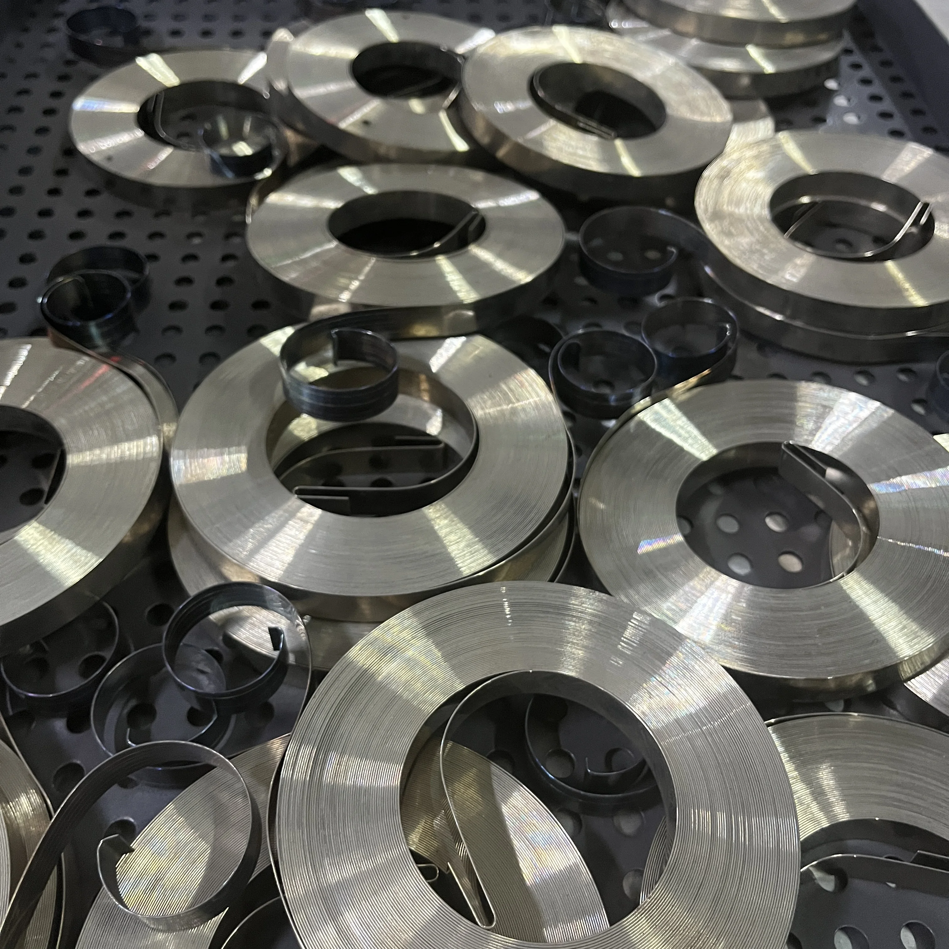 For Industrial Iso9001 Certificate Constant Force Gas Spring Metal Coil ...