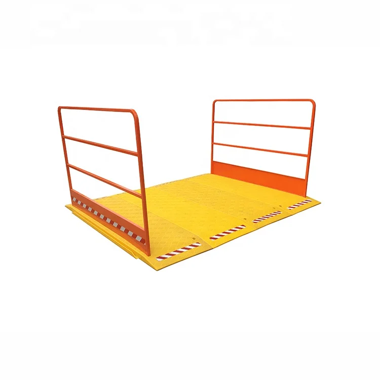 Portable Plastic Footbridge And Trench Pedestrian Bridge - Buy Plastic ...