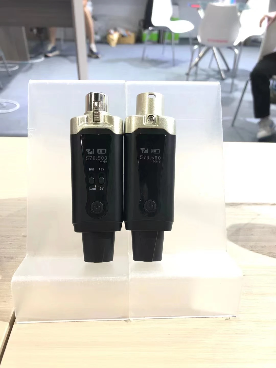 Portable 50-80M Receiver Range - Wireless XLR UHF Audio