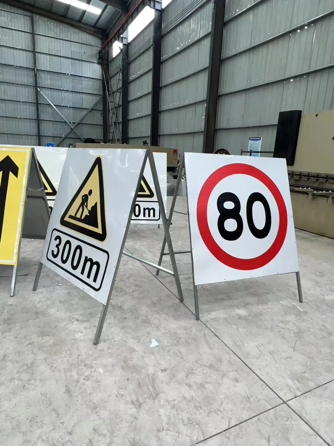 Customized Design Traffic Reflective Warning Sign Road Work Ahead Road ...