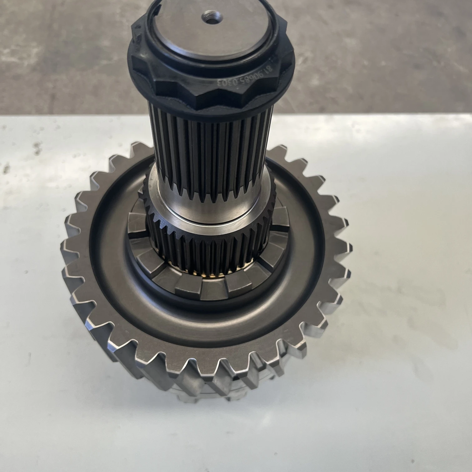 Sinotruk Howo Heavy Truck Parts Assembly Ac16 Inter Axle Differential ...