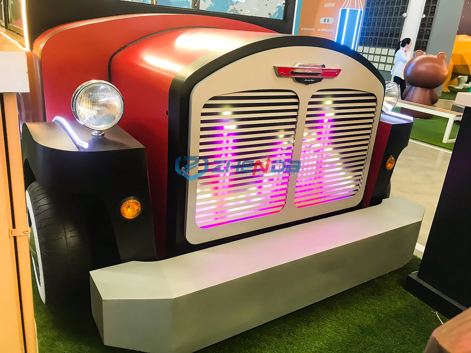 Low Key Red Retro Electric Mobile Dining Cart New Design Concession ...