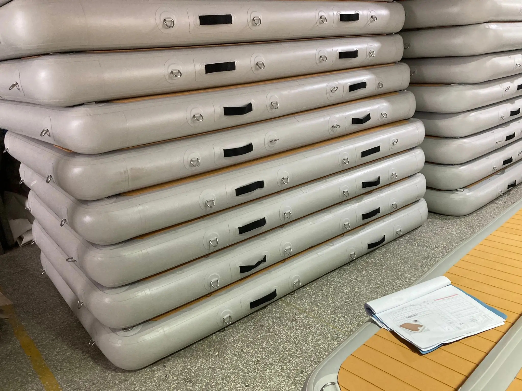 Inflatable Water Floating Fishing Dock - Perfect for Pools