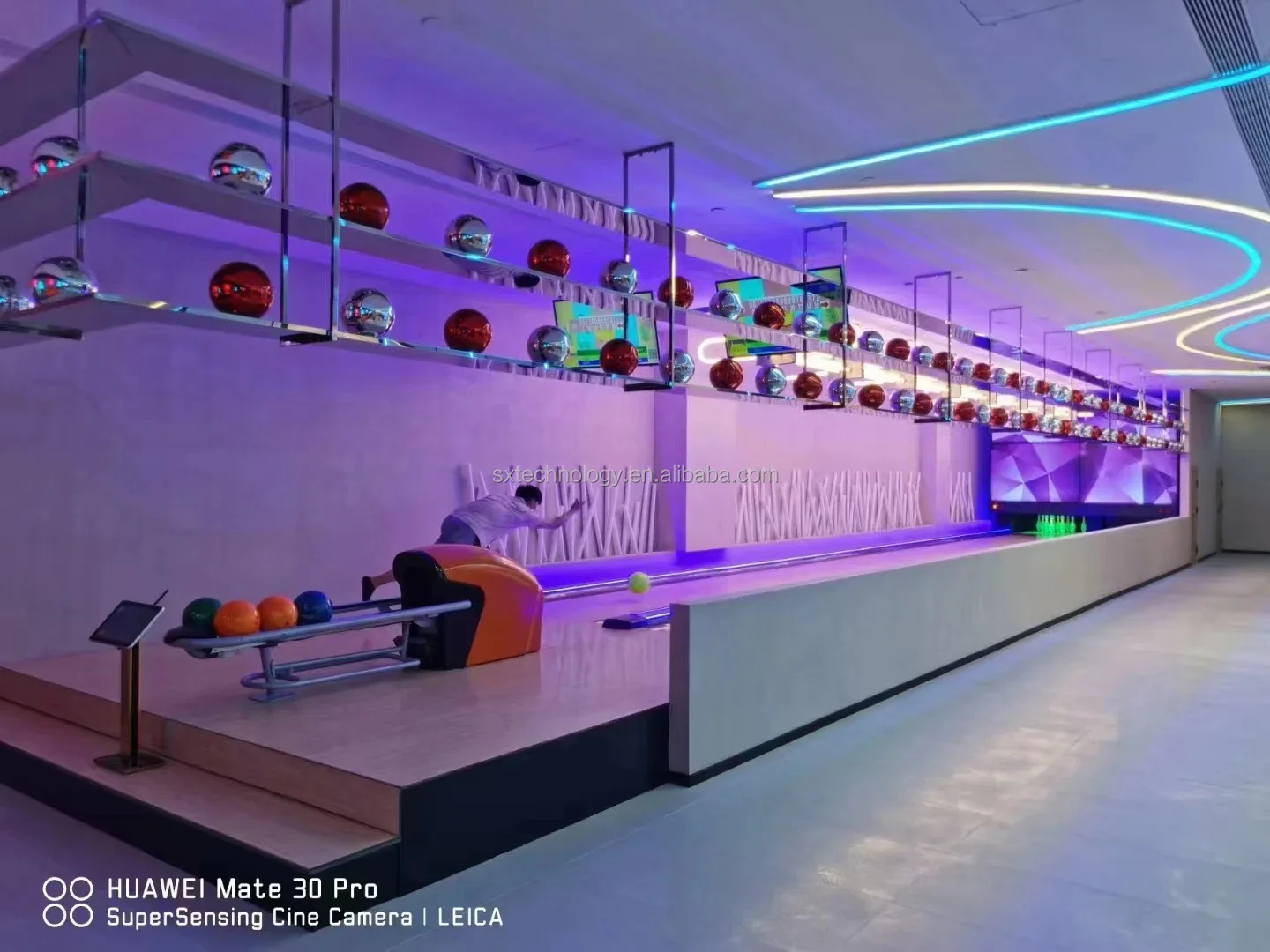 Premium Customized Bowling Lanes for Home Entertainment