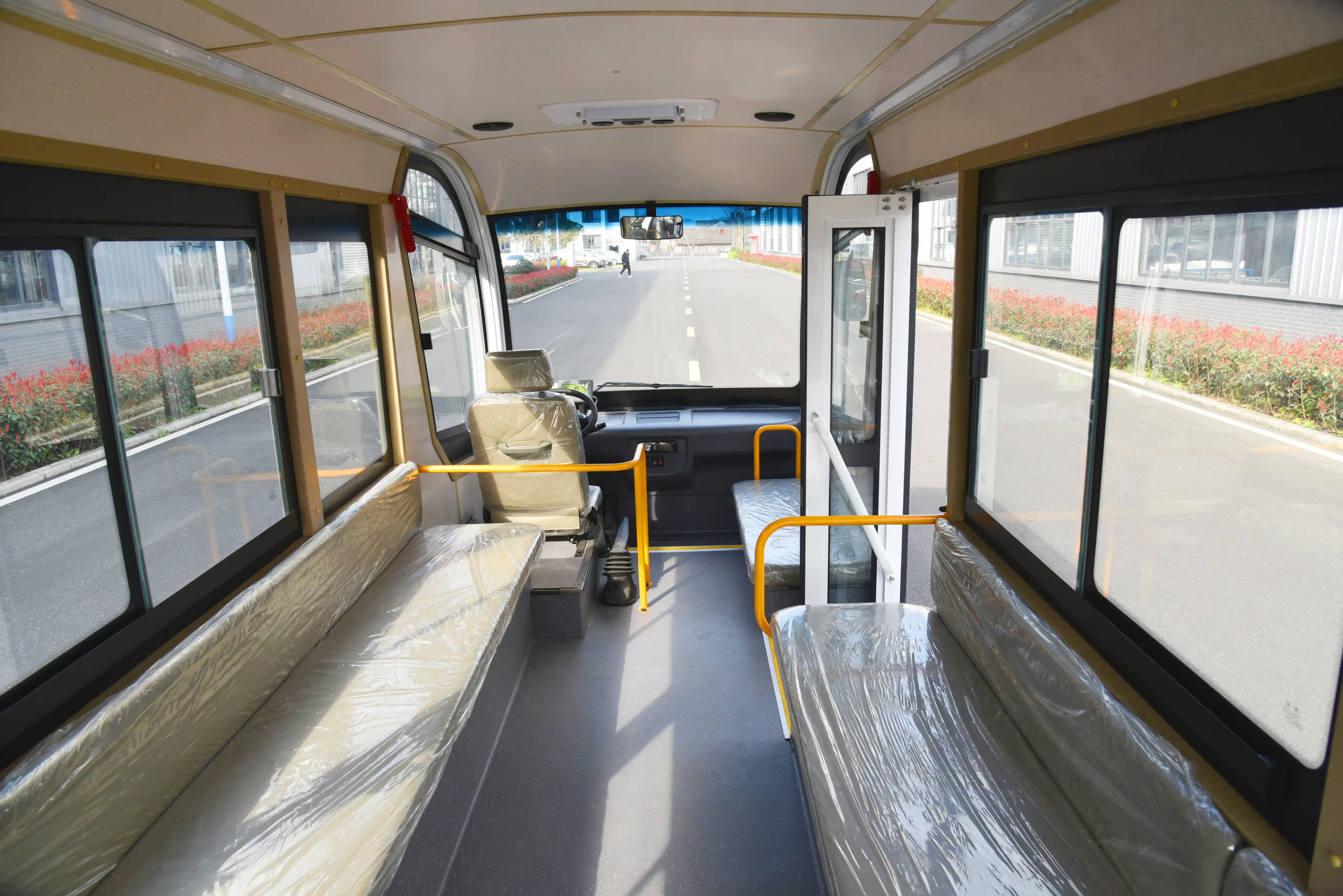 21-Seater Electric Mini Bus 7m Class 2 with Lithium Battery for City ...