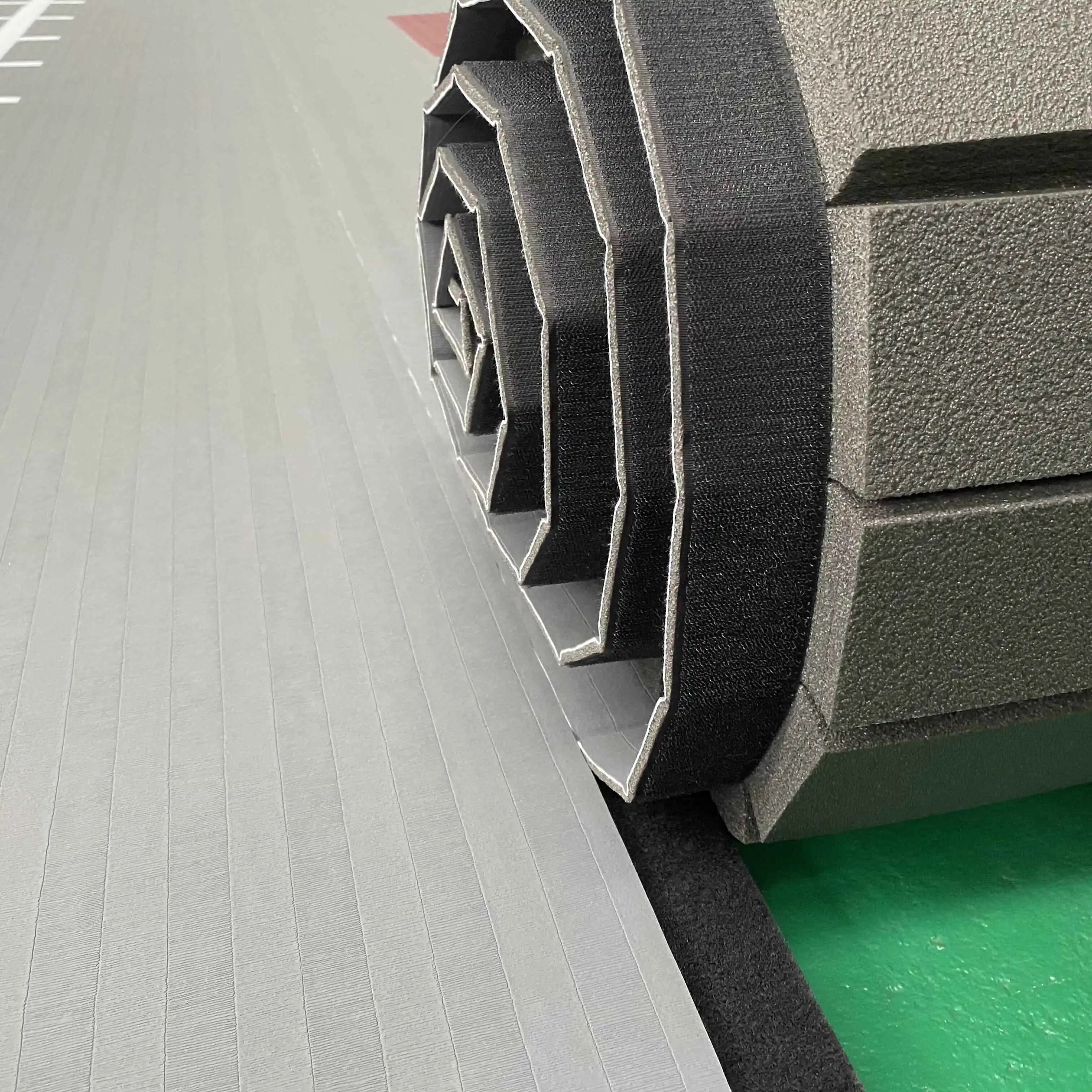 Linyiqueen Roll Out Mats Pvc/carpet Surface And Xpe Foam Based 1.5*20m ...