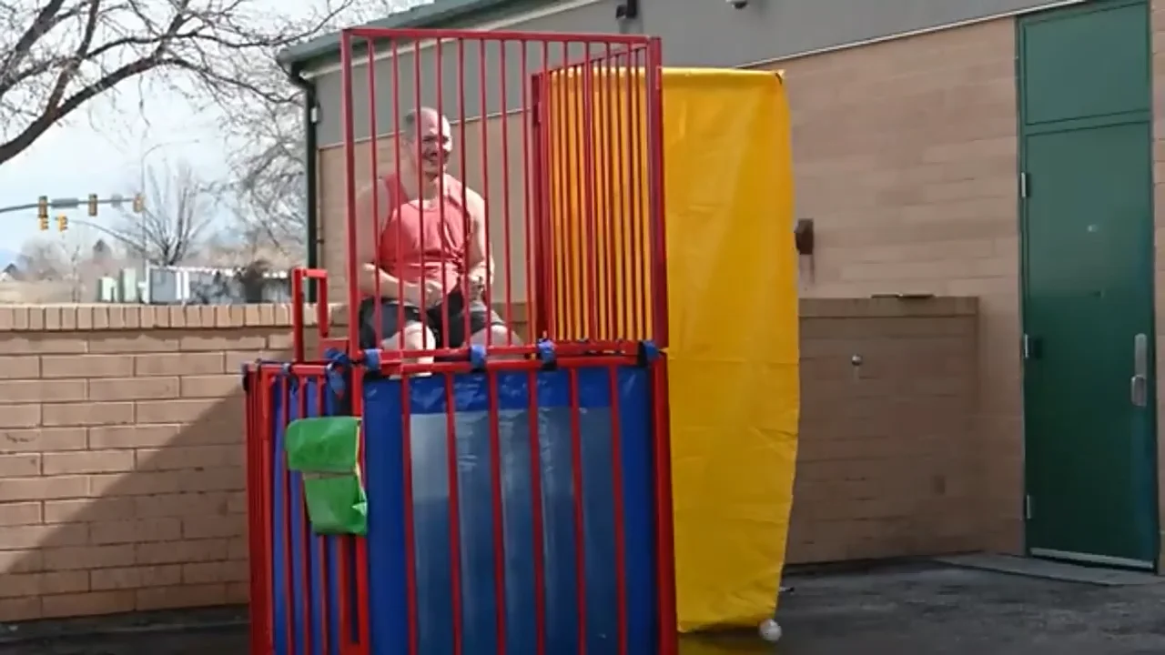 High Quality Funny Sports Dunking Booth Machine Cheap Inflatable Dunk ...