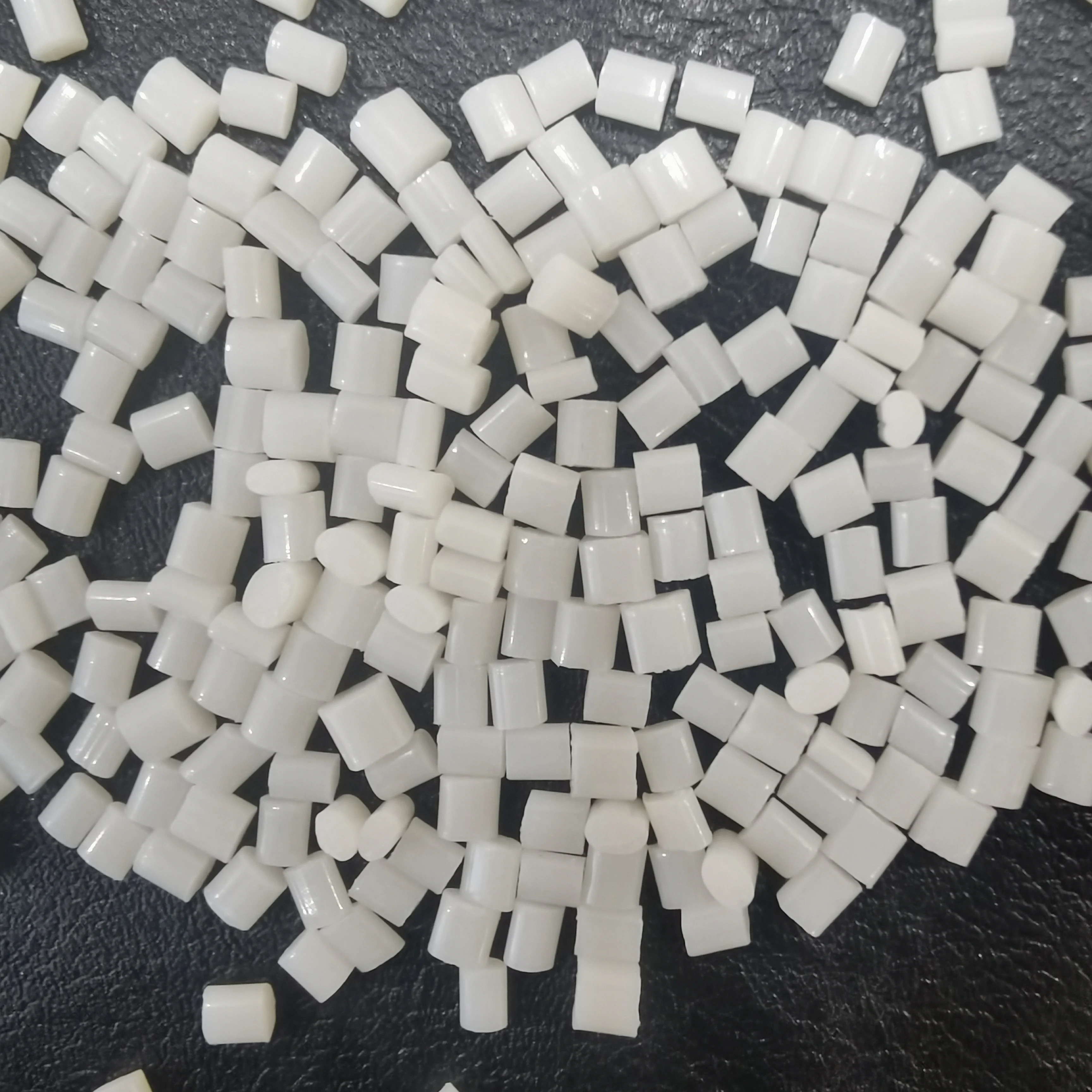 Alibaba.com: PC ABS Plastic Raw Materials, 10% Filled Resin Pellets ...