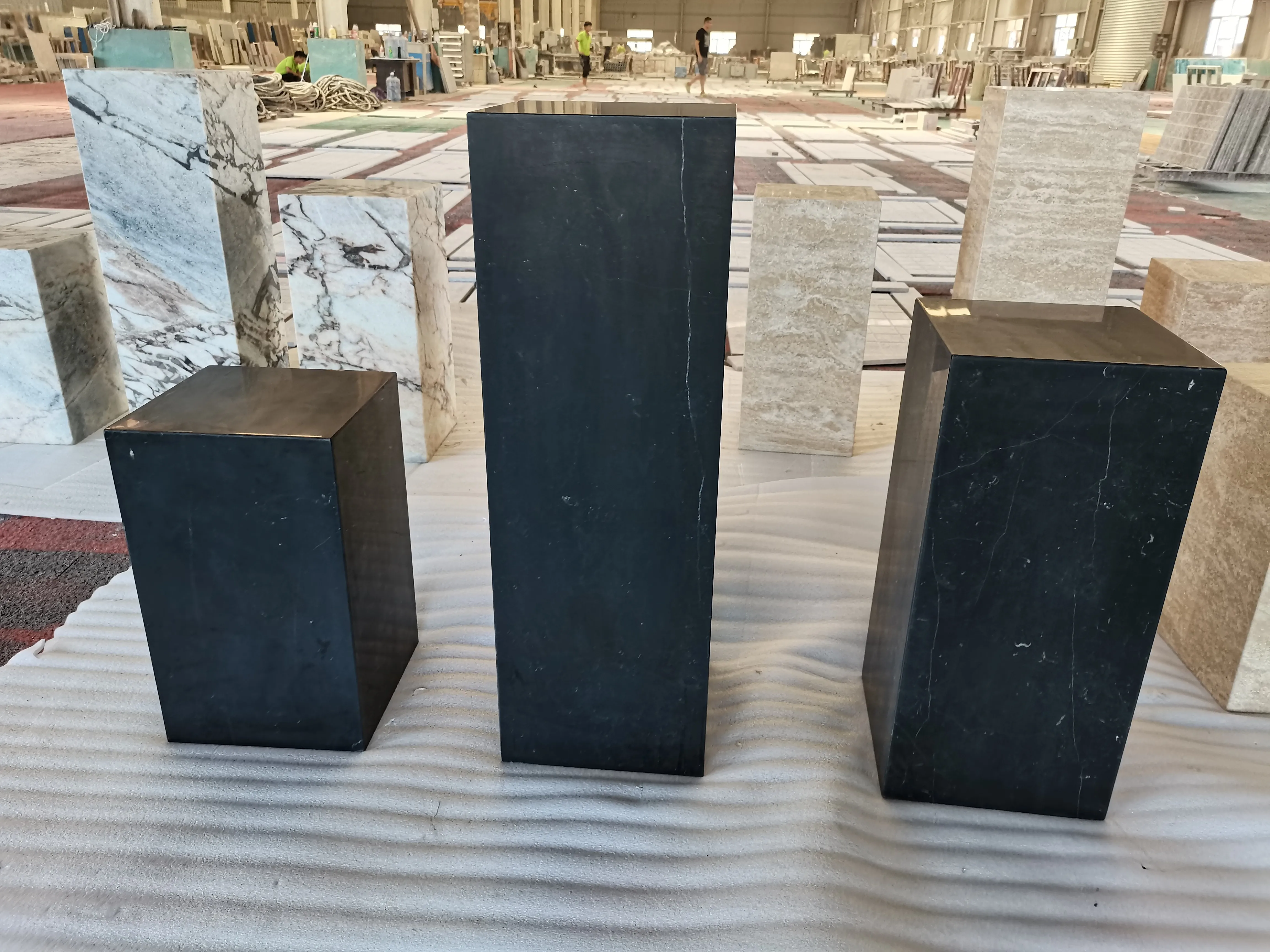 Luxury Triangle Set of 2 Calacatta Calcutta Viola Coffee Table for Sofa ...