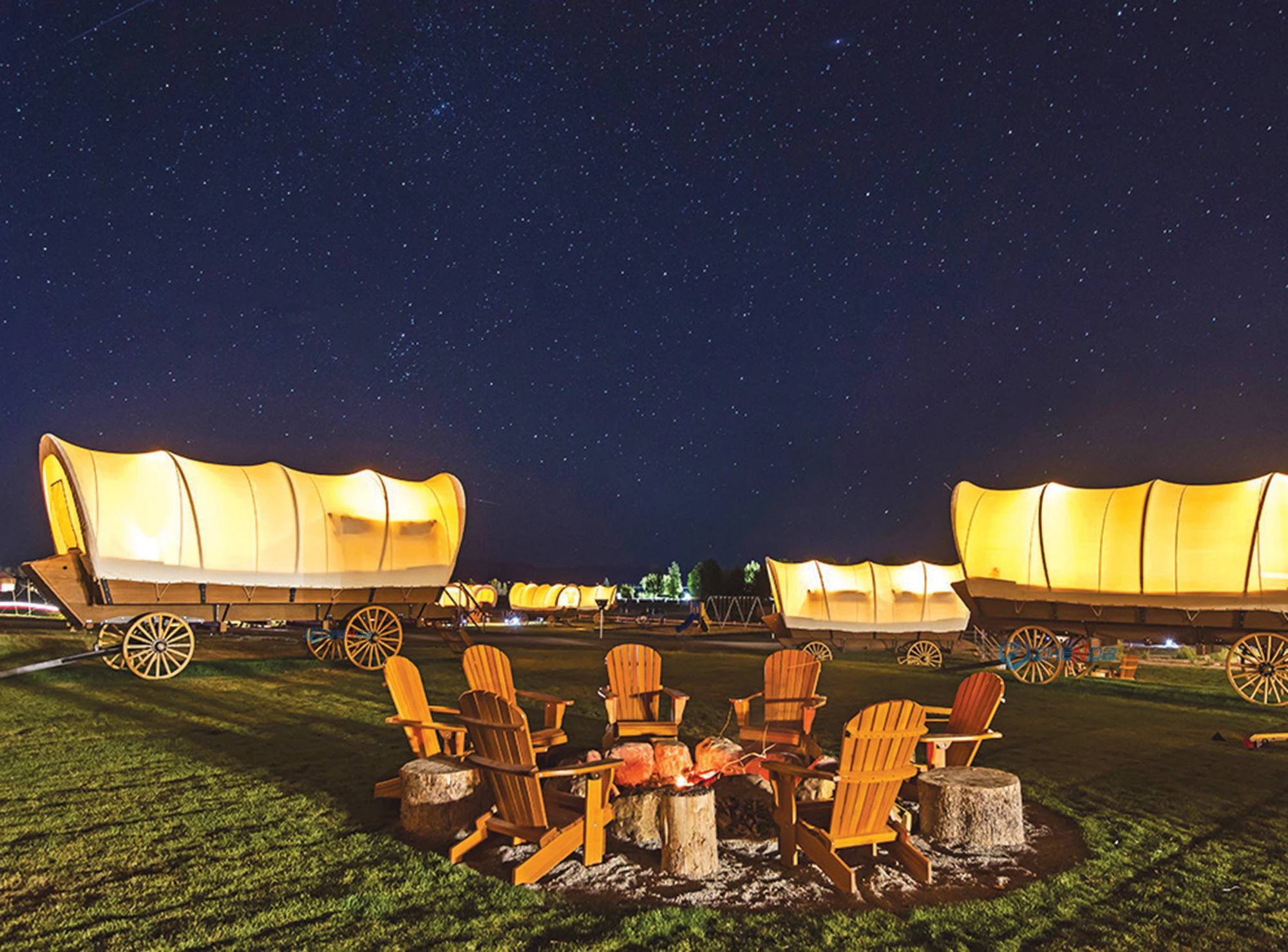 Vintage Carriage Tent Wooden with Ladder Glamping Tent for Hotel Resort ...