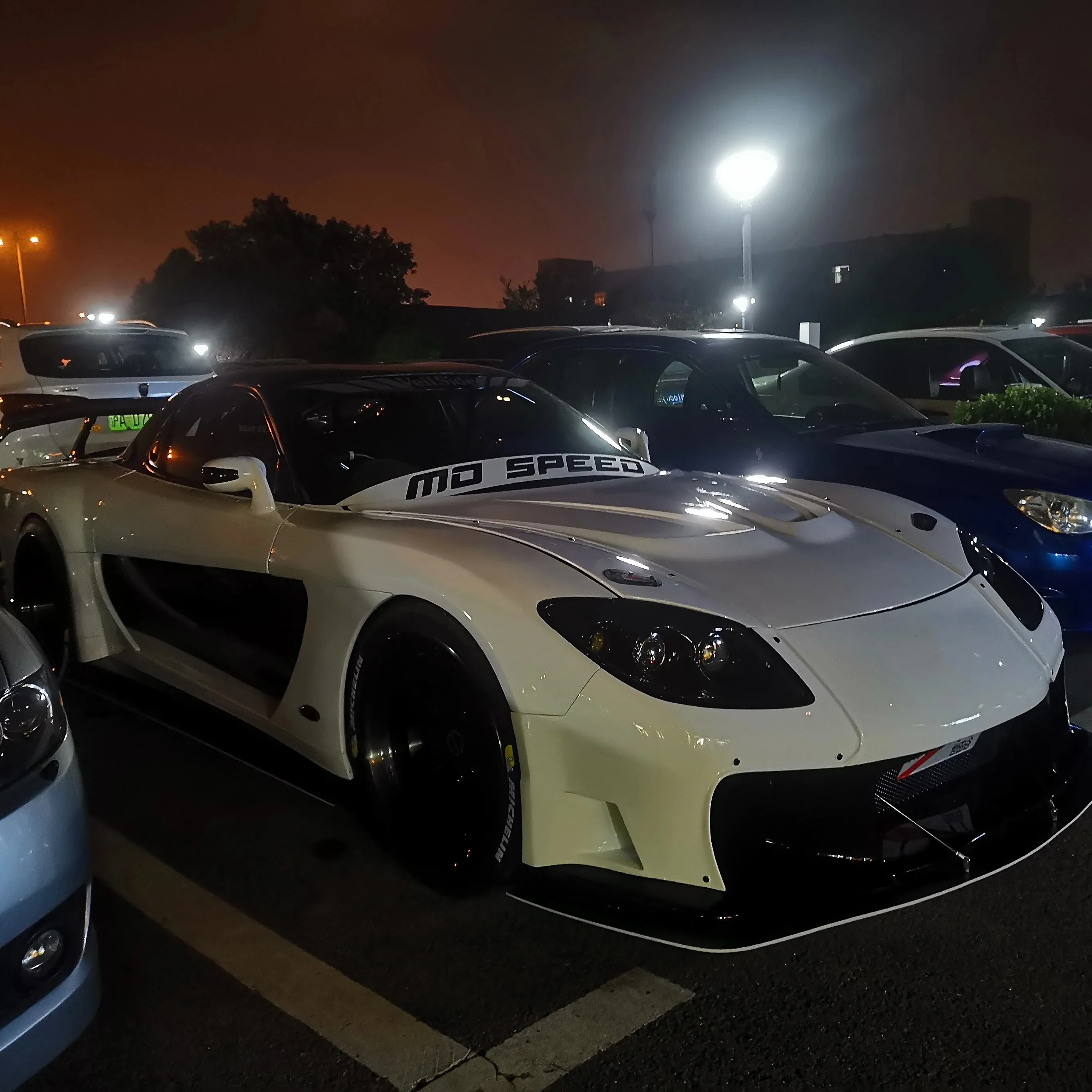 Mazda RX7 Body Kit - Upgrade with Ronghuang Spoilers