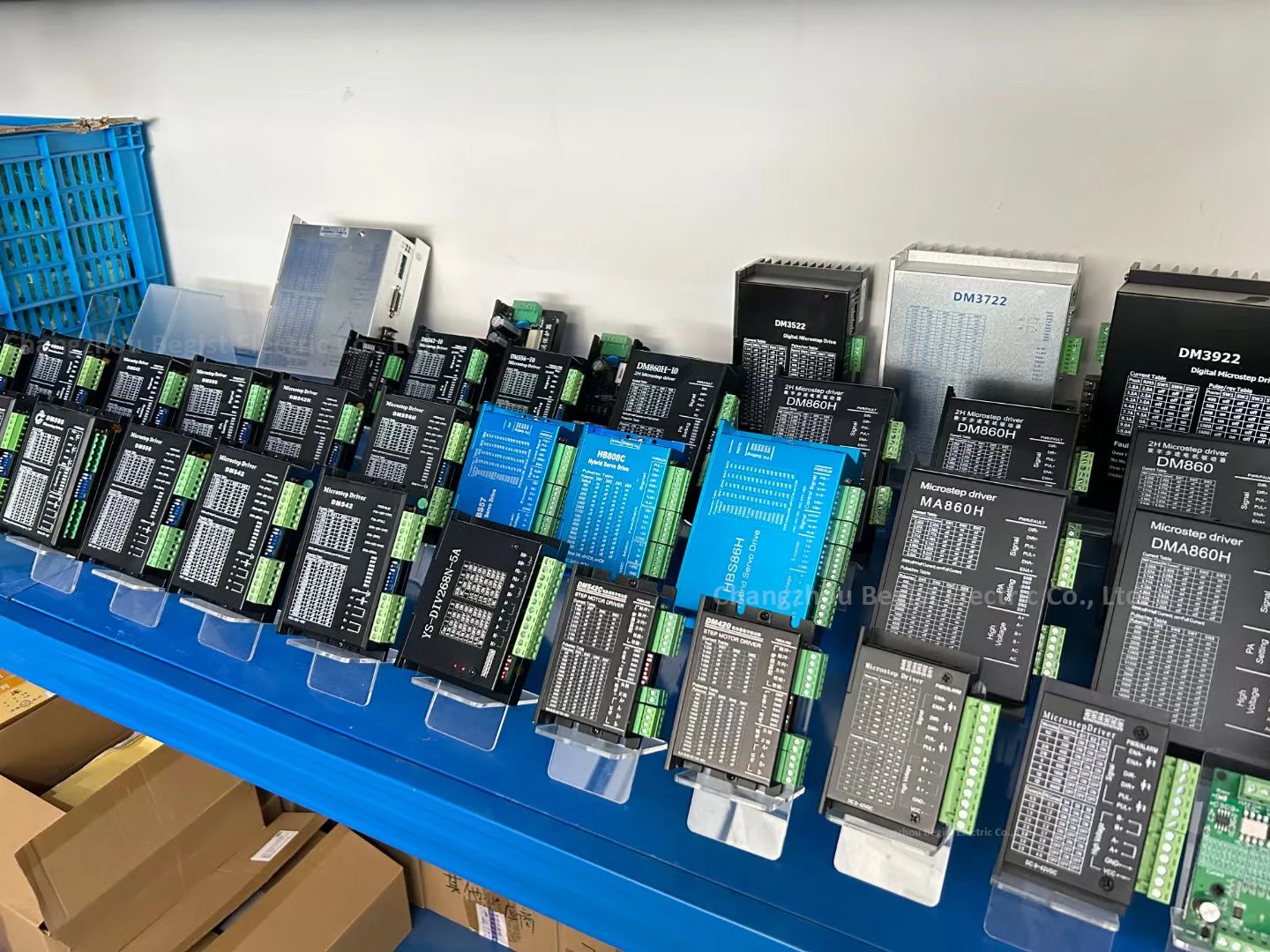 HBS860H Hydrid Servo Motor Driver - AC 20-80V, DC 30-110V