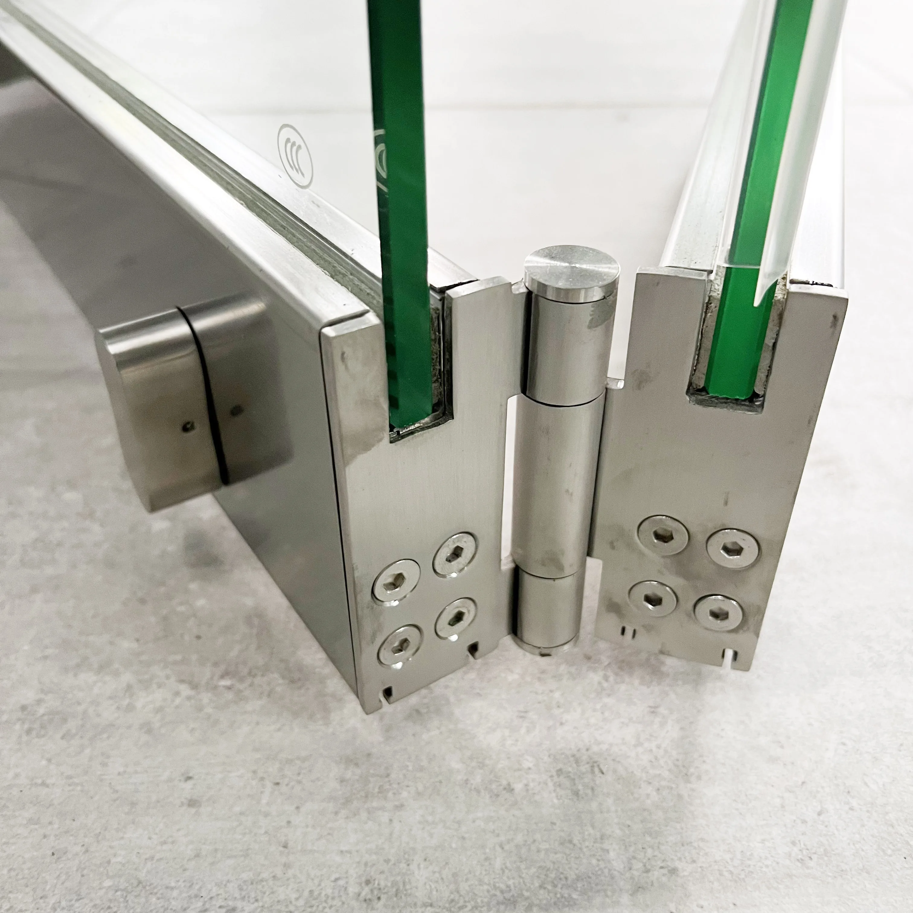 Frameless Tempered Glass Door Bolt Latch - Secure & Stylish