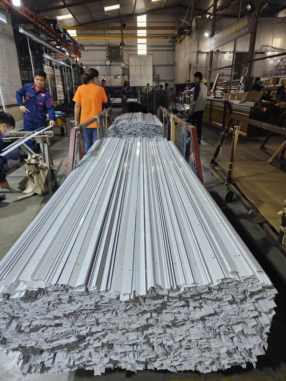 Aluminum Door Threshold Strip Good Price Metal Cnc Machining Parts For ...