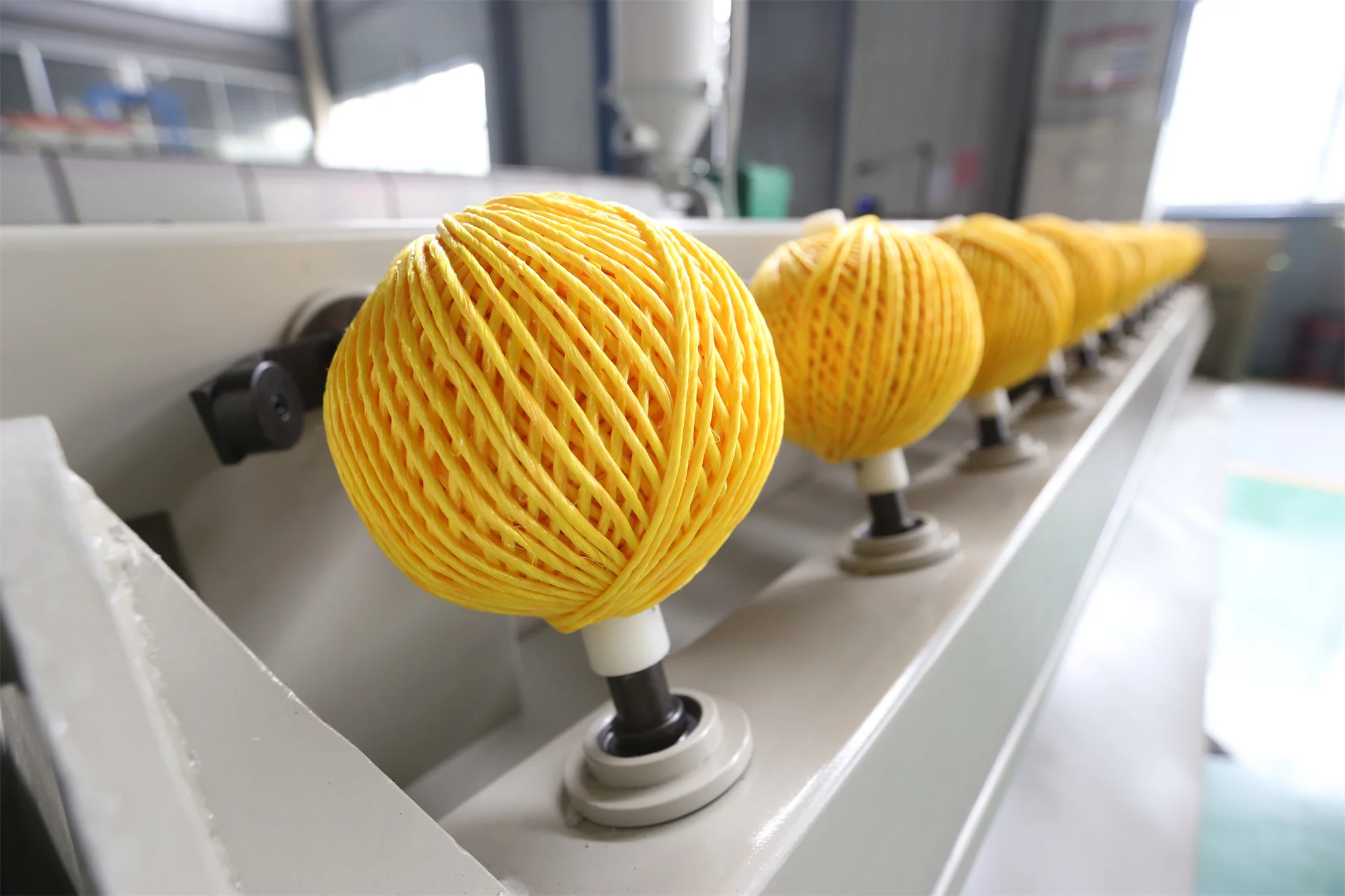 Ball Winding Machine - Efficient Thread Winding Solutions