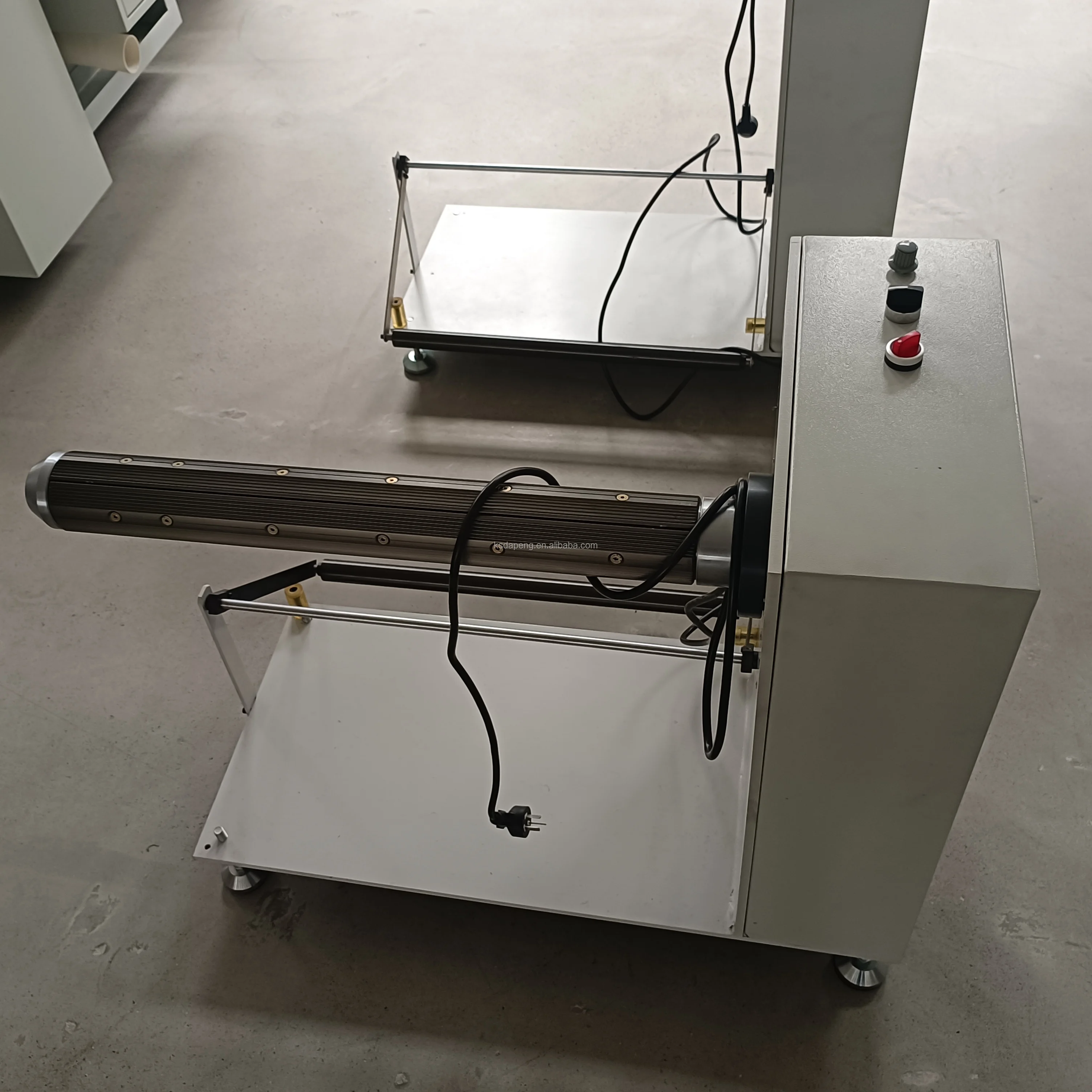 Film and Fabric Unwind Machine - Easy Die Cutting Solutions