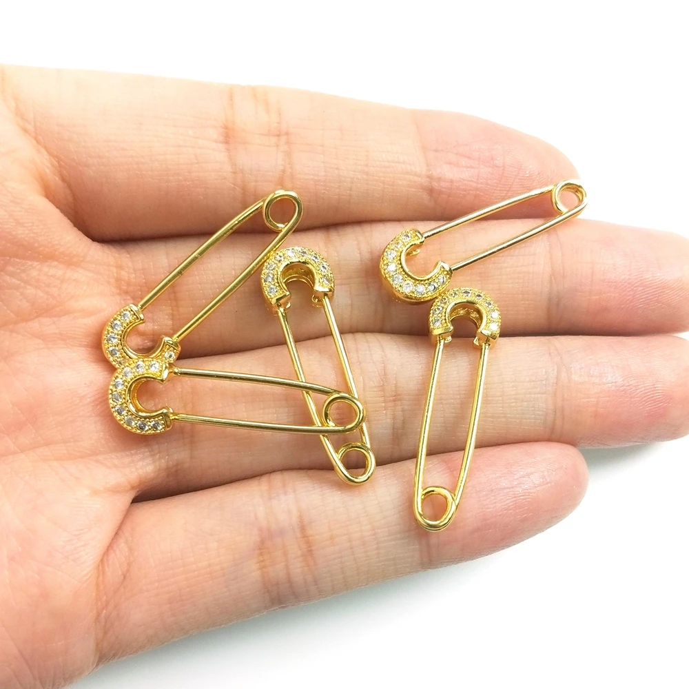 Traditional Design Coiled Safety Pin in Gold Plated Cute Style Safety ...