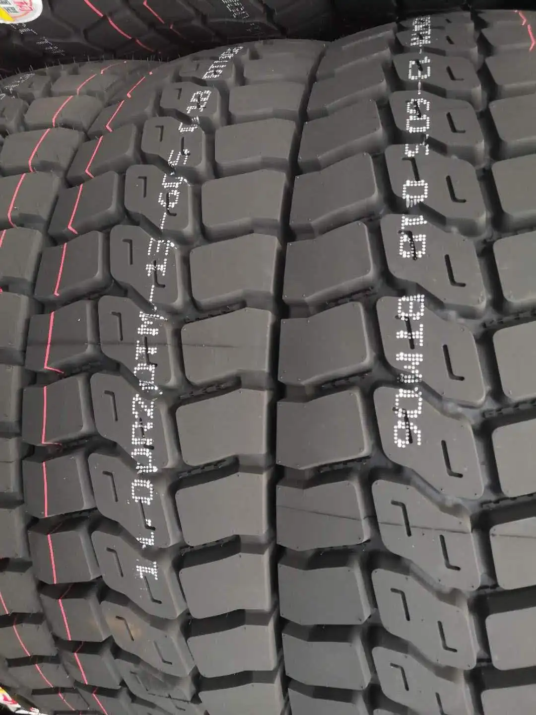 Joyroad ZF151 11R22.5 - Long Mileage All Steel Radial Truck Tyres