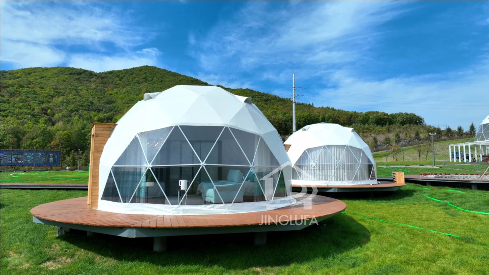 Outdoor Waterproof Glamping Tent - Geodesic Dome Hotel