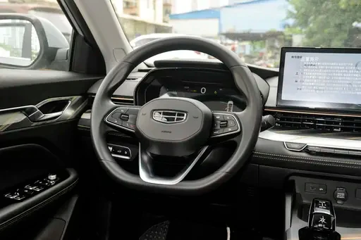 Geely Emgrand L Hip 2024 1.5td-dht Pro Champion Edition 100km Geely ...