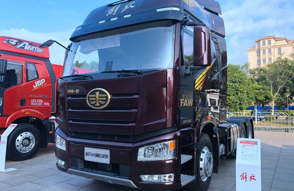 Faw Jiefang J7 Heavy Truck 600hp 6x4 Lng Tractor With Liquid Buffer - Buy Jiefang Truck,J7 ...