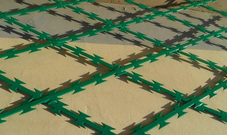 Stainless Steel Concertina Razor Blade Fencing Wire
